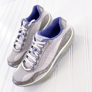 Abeo Shoes | Aubrey Rocs Rocker Bottom Sneakers | Poshmark